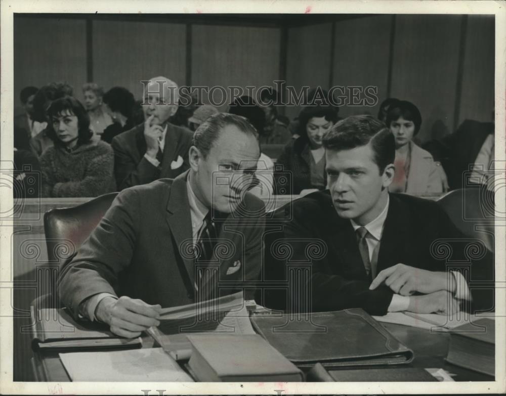 E G Marshall Robert Reed Robert Reed (October 19, 1932 – May 12,