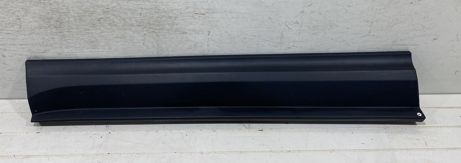 2018-2020 Chevrolet Equinox black front lower driver side Door Trim ...