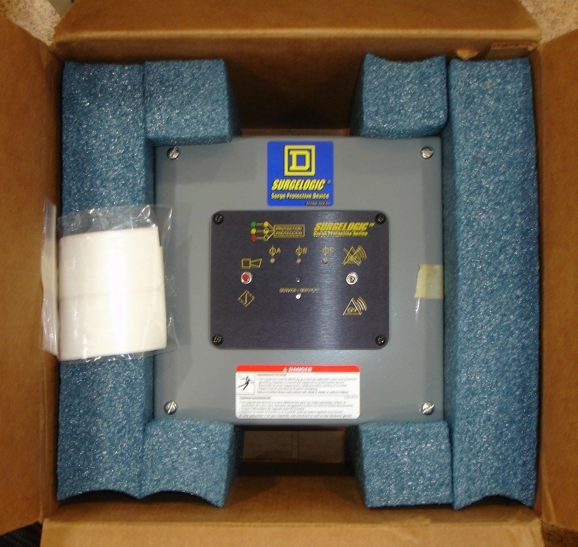 New Square D TVS2XT12A TVSS Surgelogic Surge Suppressor 120/208 3PH ...