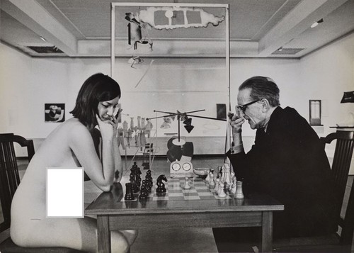 Photographie, "Eve Babitz et Marcel Duchamp, Art Museum", Pasadena ...