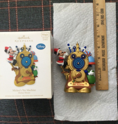 HALLMARK DISNEY MICKEYS TOY MACHINE MAGIC LIGHT SOUND WIND MOTION NEW ...