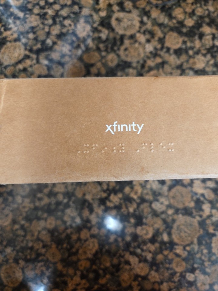 XFINITY Flex 4K UHD Streaming TV Box Voice Remote New in Box Never ...