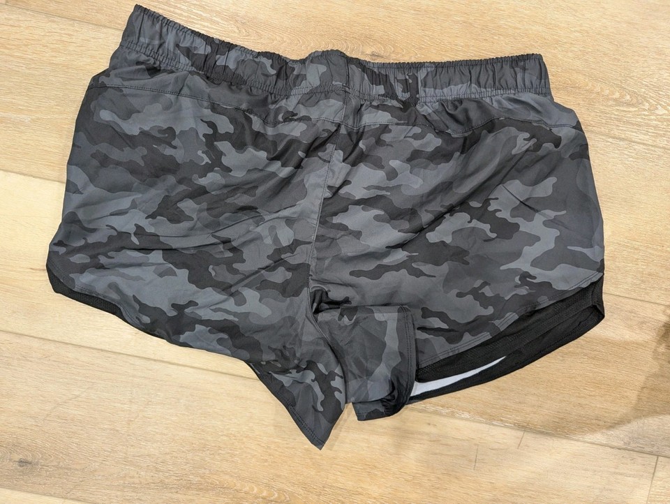 Athletic Works Women's Camo/Neon Yellow DriWorks Core Shorts in size ...