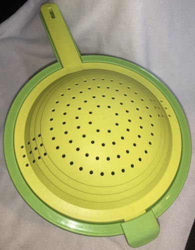 Tupperware Double Colander 2 Piece Strainer Green & Yellow | eBay