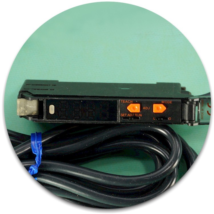 OMRON E3X-DA11-N Photoelectric Amplifier Switch ++FREE SHIP! | eBay