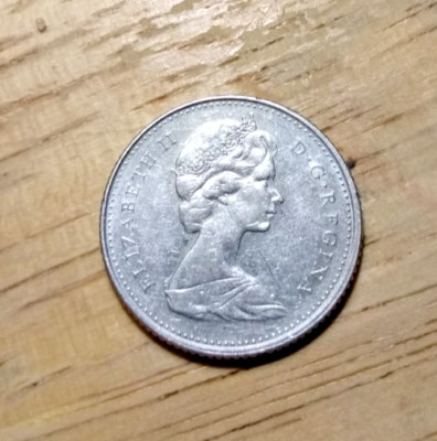 1975 Canadian Dime 10 Cents Queen Elizabeth II Bluenose Magnetic Coin ...
