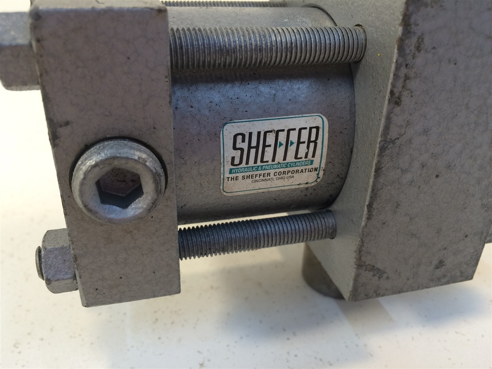 Sheffer Corp Hydraulic Cylinder Model 2AT2CC Trunnion Mount | eBay
