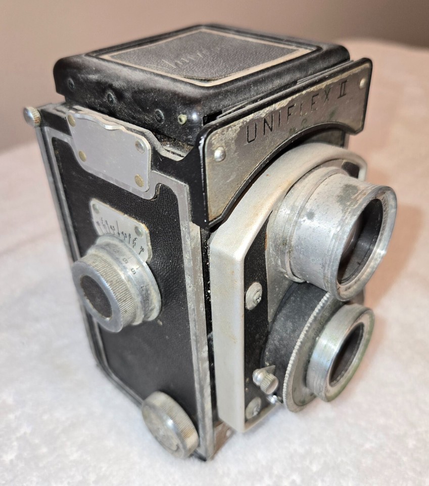 Vintage Universal Uniflex II Camera | eBay