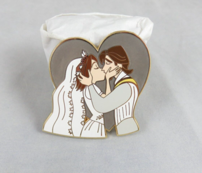 Rapunzel And Flynn Kiss Wedding Disney Tangled Rapunzel & Flynn