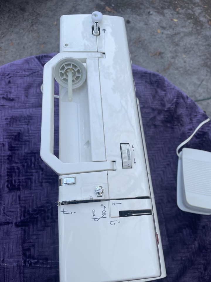 Singer Confidence Quilter Computerized Sewing Machine | eBay