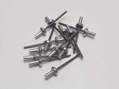 TRIUMPH VITESSE BODY SIDE MOULDING TUCKER RIVETS CLIPS CHROME WING TRIM ...
