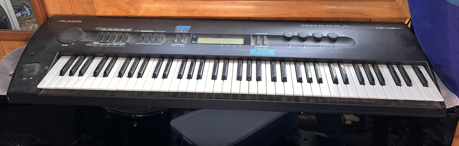 Alesis Quadrasynth Plus Piano Keyboard - Versatile Synth & Piano Combo ...