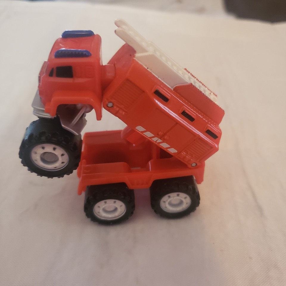 Matchbox Mattel 2010 Big Rig Buddies "Lanky" the Orange Crane Truck ...