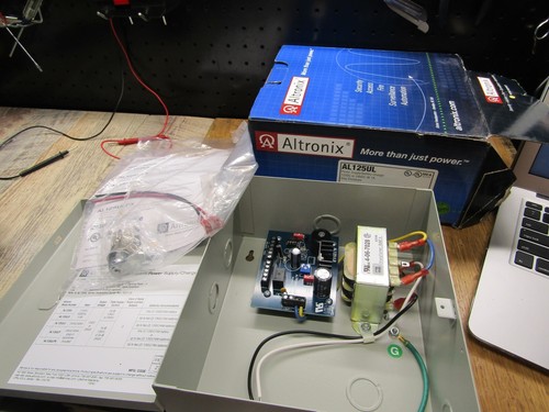 Altronix Power Supply/Battery Charger 12/24 VDC AL125UL | eBay