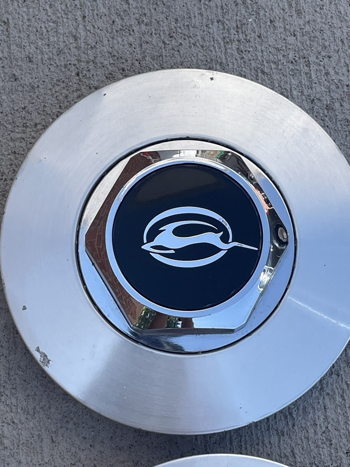 94-95-96 Chevrolet Impala SS Rear Wheel Center Caps | Silver ...