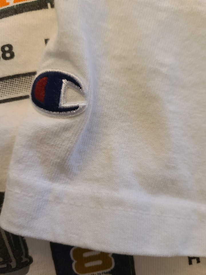 1988 Notre Dame vs Miami The Catholics vs. Convicts Champion Brand ...