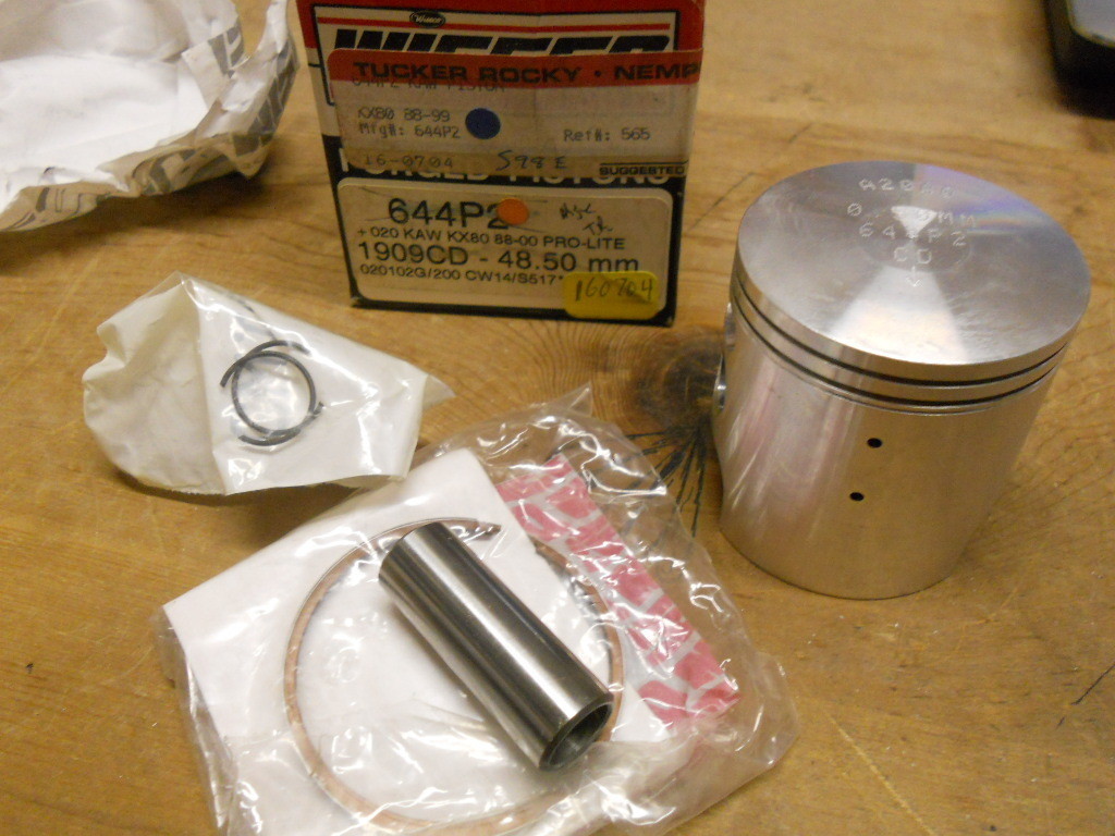 NOS .50 Piston Fits: Kawasaki 1988-2000 KX80 644P2 | eBay