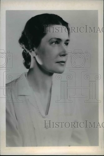1952 Press Photo Elizabeth Gray Vining, Author "Windows for the Crown ...