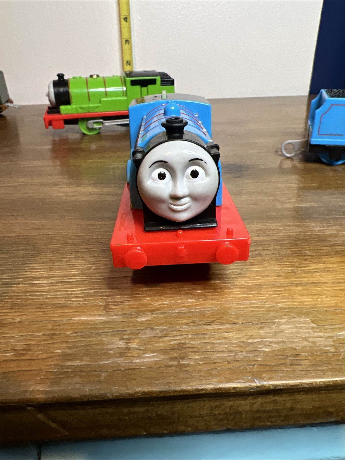 2013/14 Trackmaster Motorized Glow Thomas the Train Tank Engine Henry ...