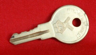 DEMA ENGINEERING DRAIN CHIEF DISPENSER MASTER KEY | eBay