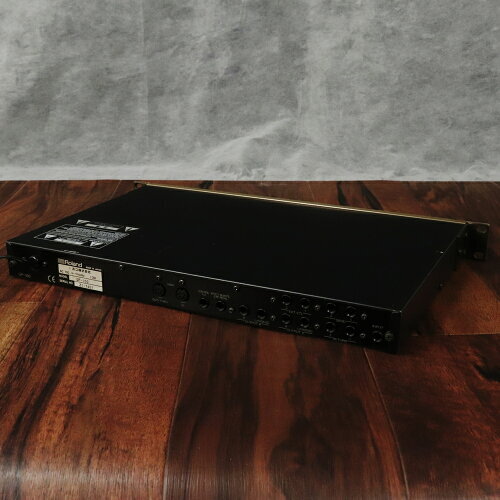 Roland GP-100 Guitar Preamp Processor Multi Effector 1U Rack Mount Used ...