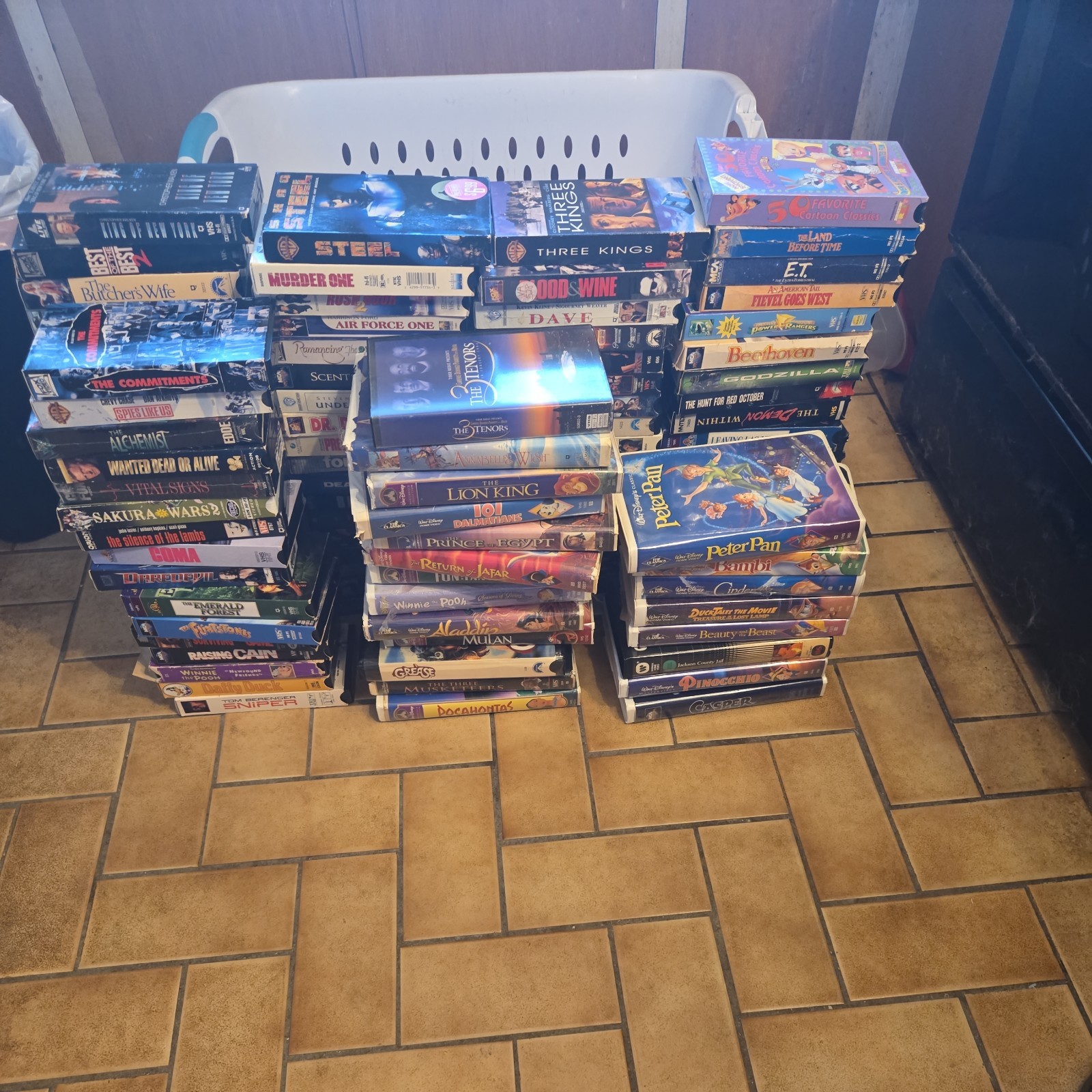 Random Vhs Tape Lot Of 104 Vhs Tapes | eBay