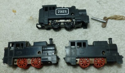 Tri-ang Triang Clockwork Locomotive x 3 | eBay