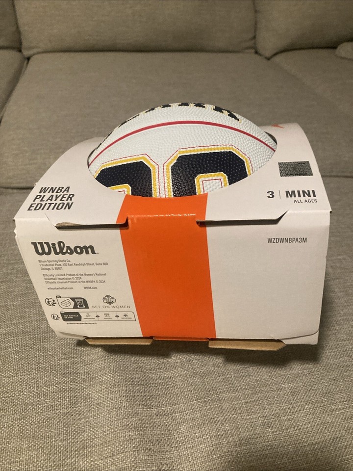 Wilson CAITLIN CLARK WNBA Player Icon Mini Basketball Size 3 SOLD OUT ...