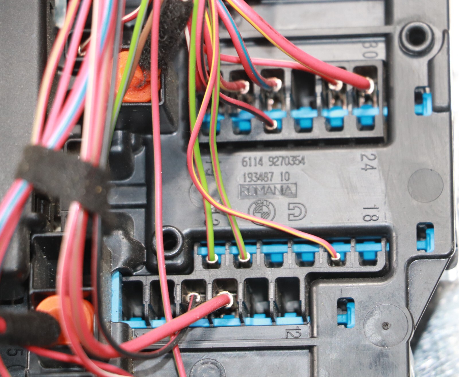 Power Distribution Fusebox Fuse Box Body Control Module OEM Mini Cooper ...