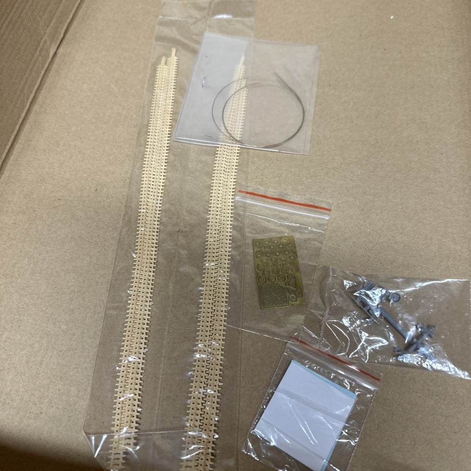 Dragon Models 6839 1/35 Scale IJN Special Type 4 “Ka-Tsu” Japanese WWII ...