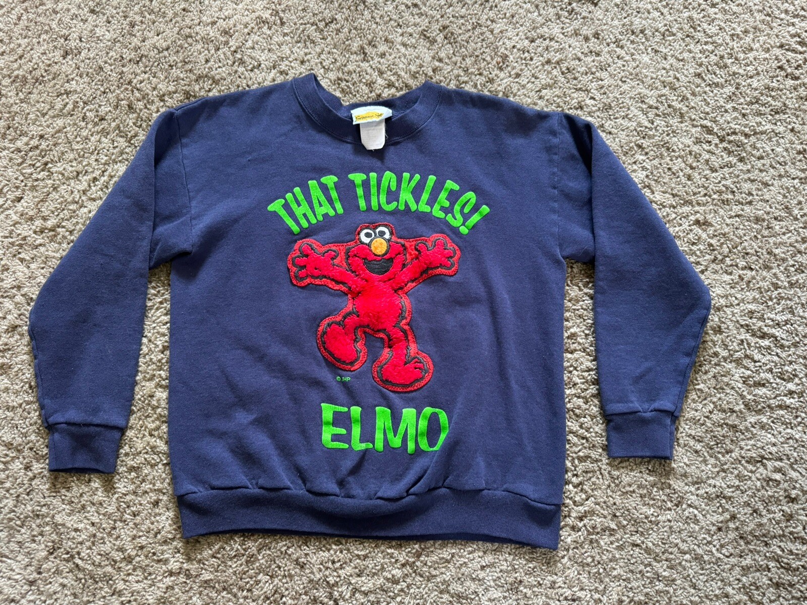 Vintage 90s Sesame Street That Tickles! Elmo Sweatshi… - Gem