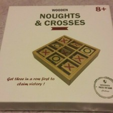Cross and circle game – Board Game Guys