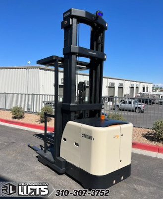 2015 CROWN SP4050-30 Standup Electric Order Picker Forklifts 276" Mast ...