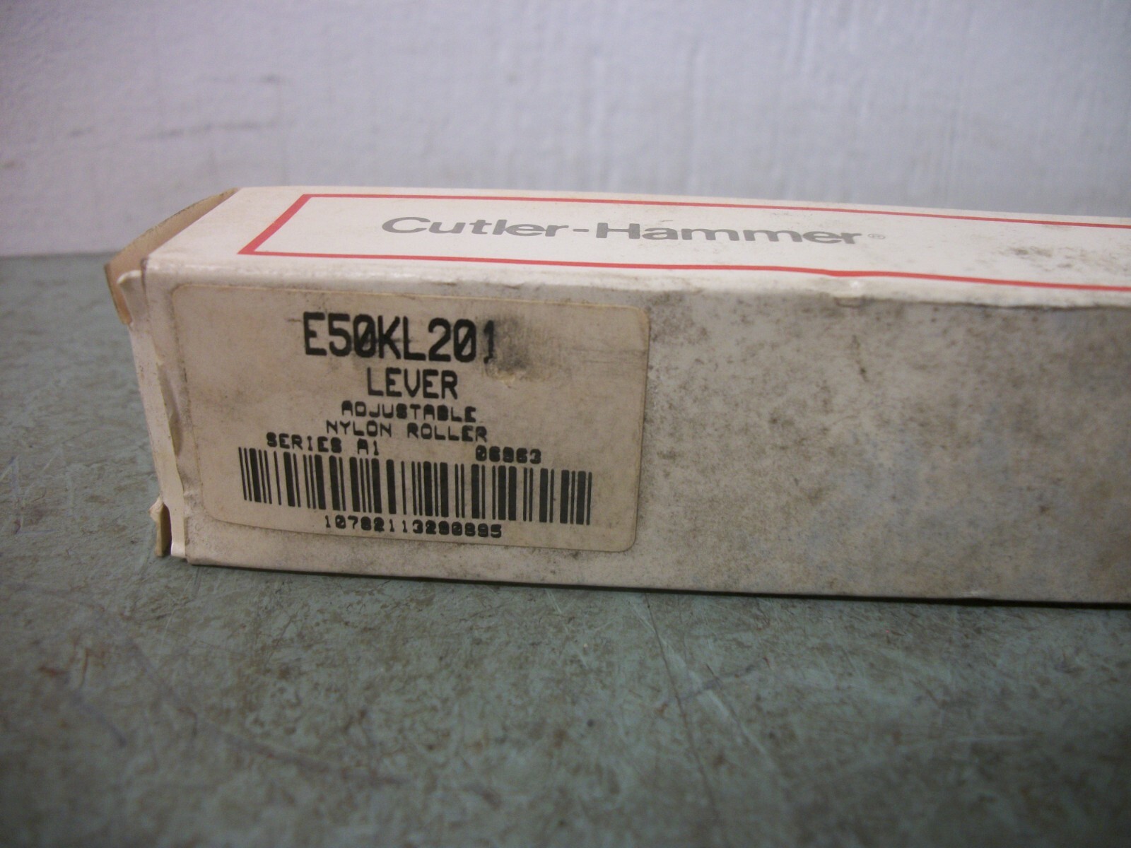 CUTLER-HAMMER ADJUSTABLE NYLON ROLLER LIMIT SWITCH LEVER E50KL201 NIB ...