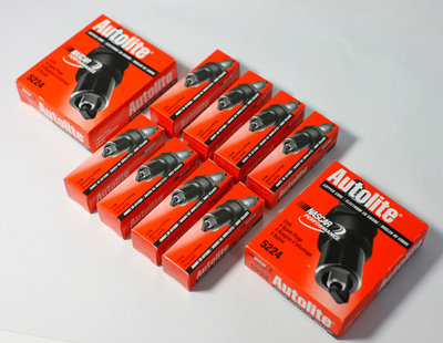 AUTOLITE SPARK PLUGS SET OF 8 FOR NKB HEADS 14MM .750" REACH # AUTOLITE ...