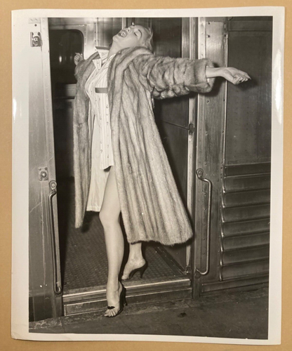 early TV movie sexy actress dancer photo Larri Thomas for “Pajama Game ...