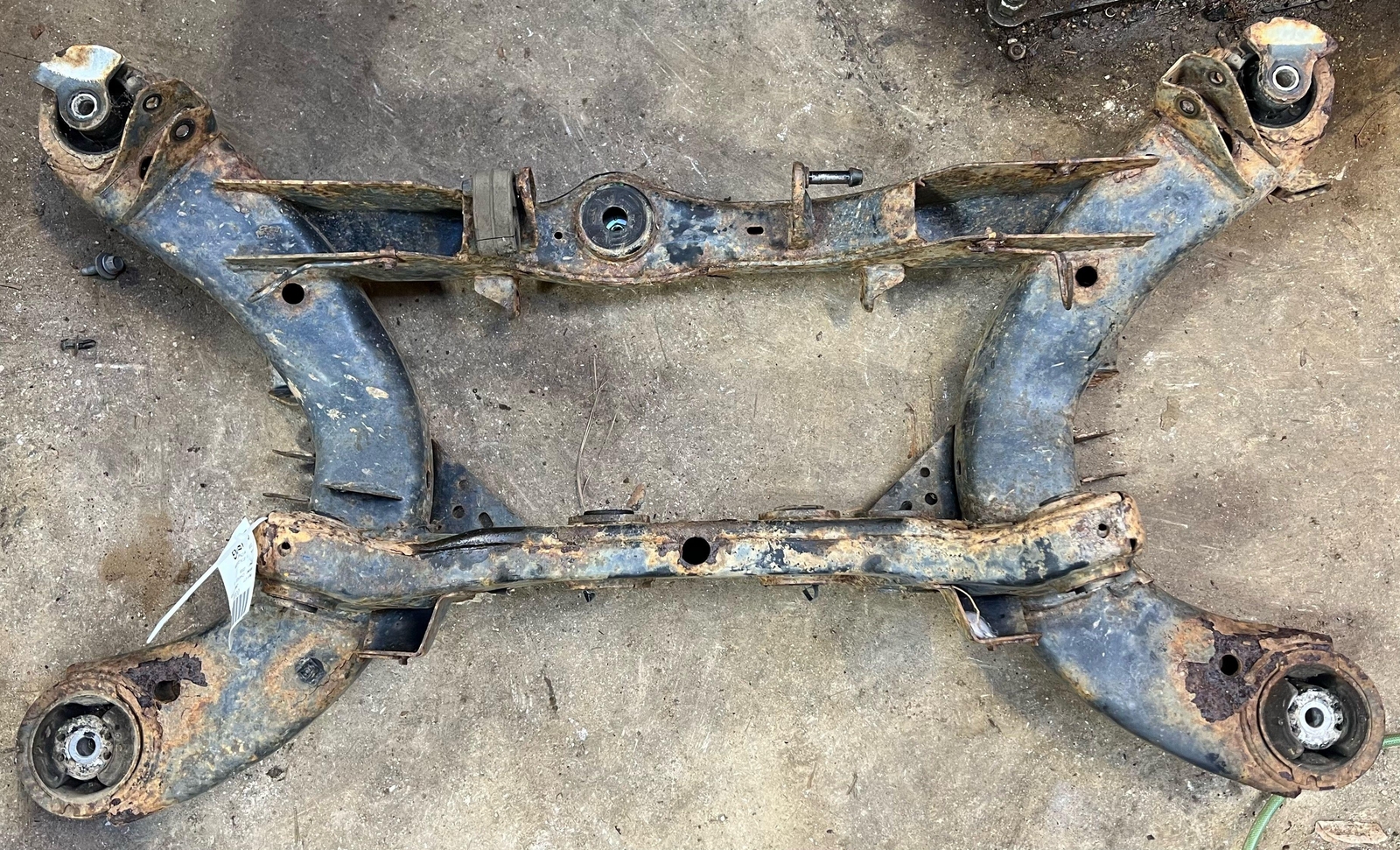 08 Dodge Charger Challender Chrysler 300 Rear Subframe Crossmember RWD ...
