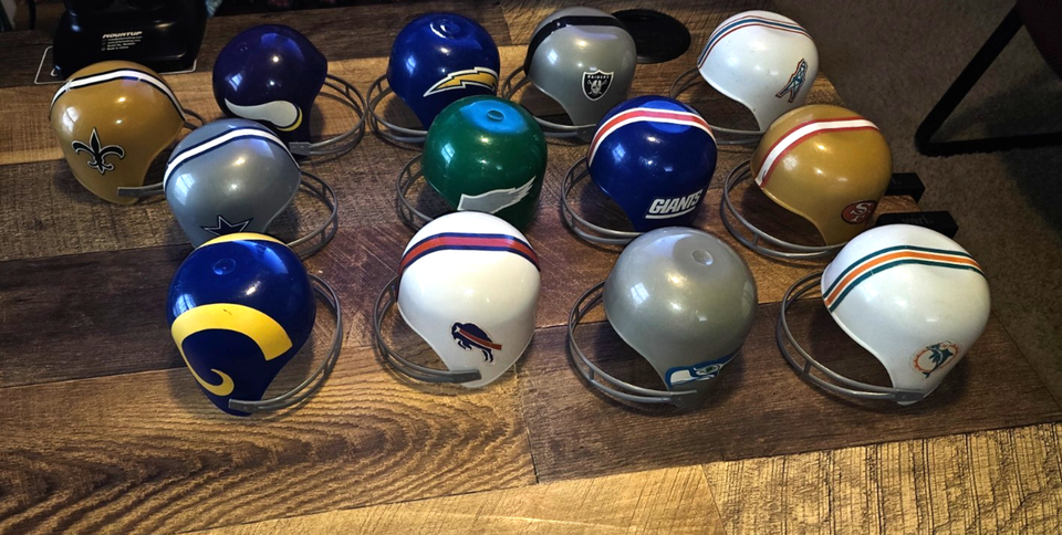 Lot of 23 - 1970's NFL Football Mini Helmets Laich Sports | eBay