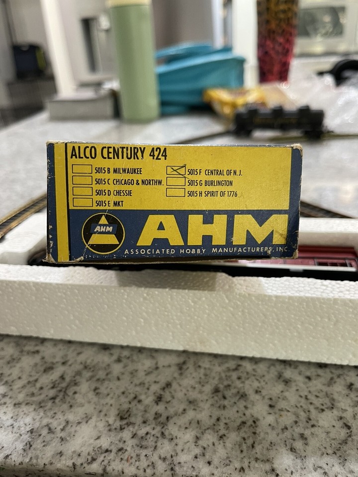HO Scale AHM, Alco Century 424 Diesel Locomotive, CNJ, Red, 1540 - 5015 ...