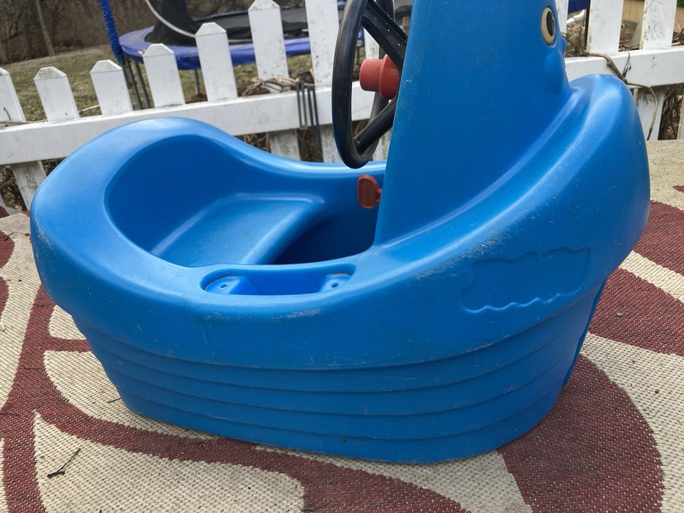 Vint. Little Tikes Blue Tug Boat Child Toddler Size Wheel Horn Works No ...
