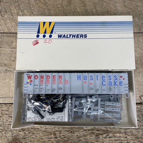 HO Scale Walthers 50' Airslide Hopper Wonder Bread Hostess #48350 - 932 ...