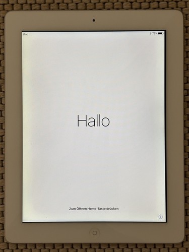 Apple iPad 4. Gen. 32GB, WLAN, 9,7 Zoll - Weiß - guter Zustand - Modell A1458 | eBay