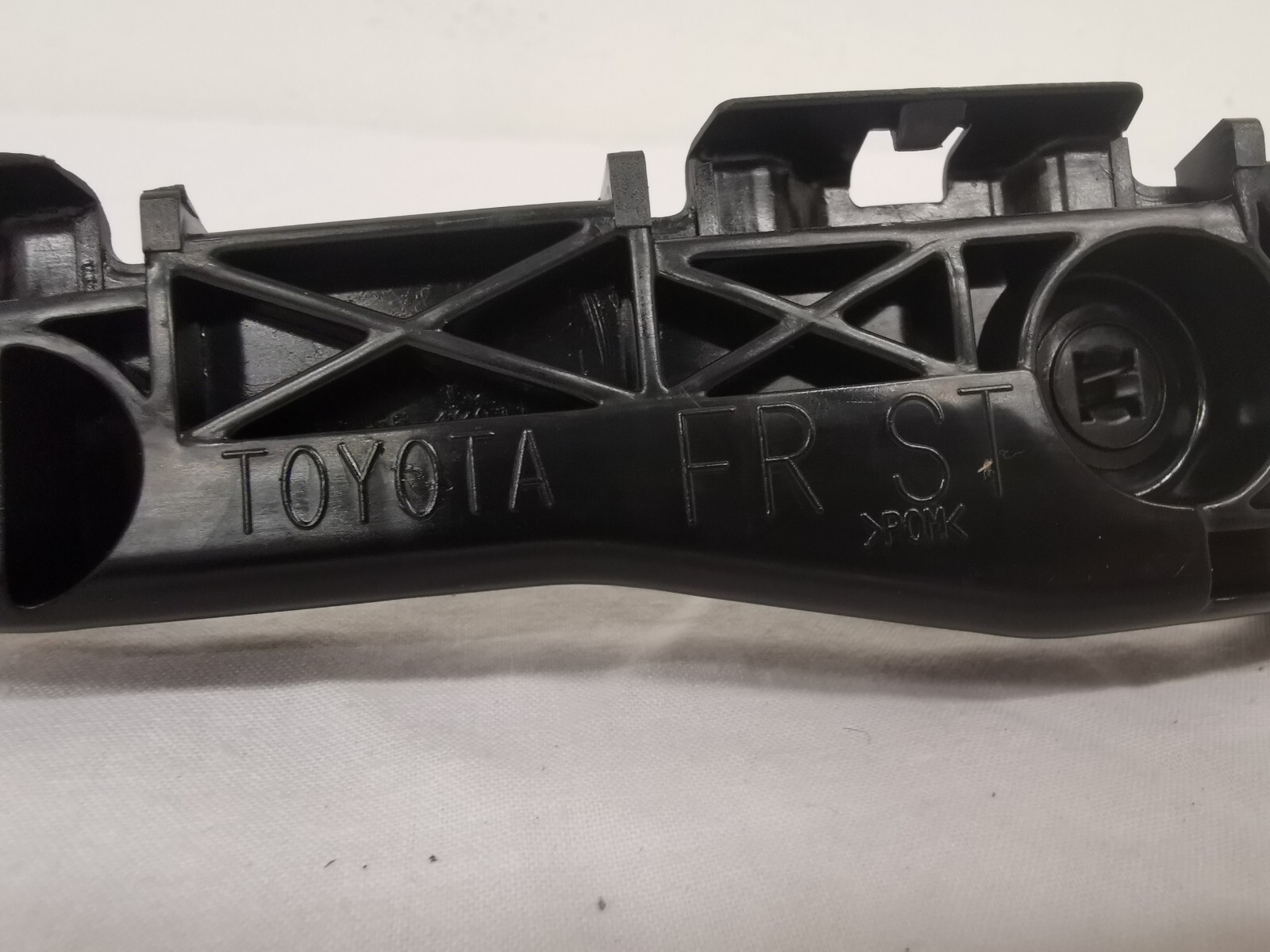 Toyota Rav4 Rear Right Bumper Bracket Mount 52155-42011 2011 for sale ...