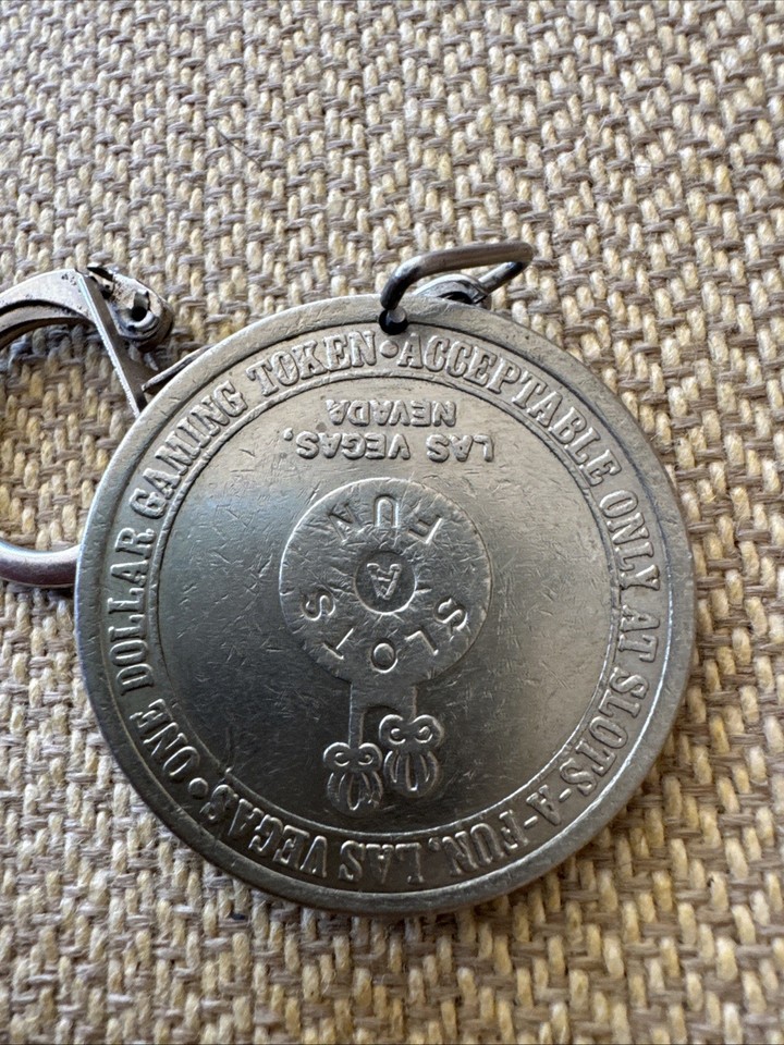 Vintage Keychain Circus Circus Hotel And Casino Poker Chip Rare Slots A ...