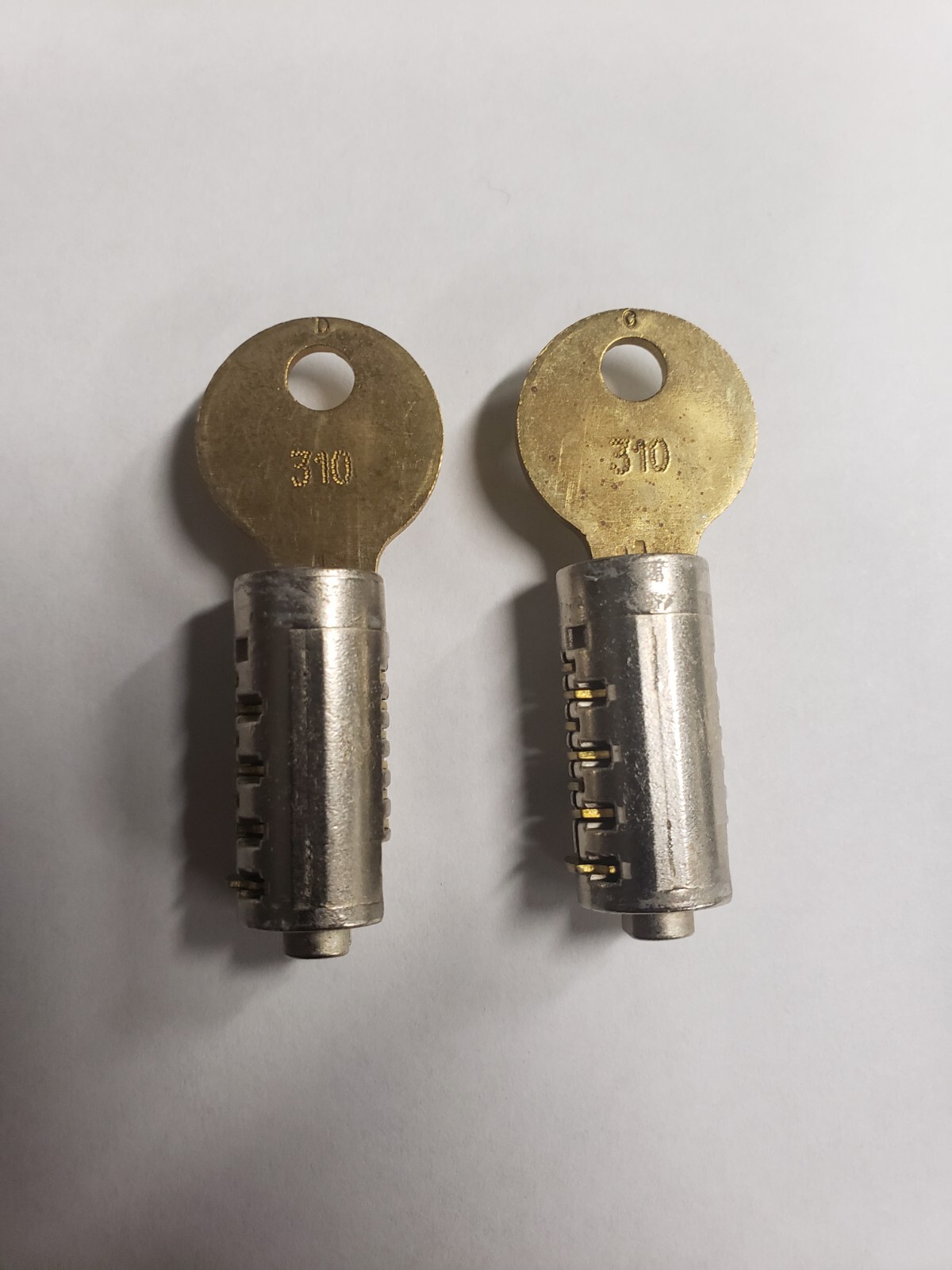 2 - Steelcase Gen 2 FR310 Lock Cores + 2 Keys - File & Desk Locks ...