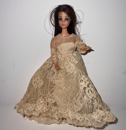 DAWN DOLL VINTAGE ANGIE ? MOD TOPPER TOYS 1970s walker long brunette ...
