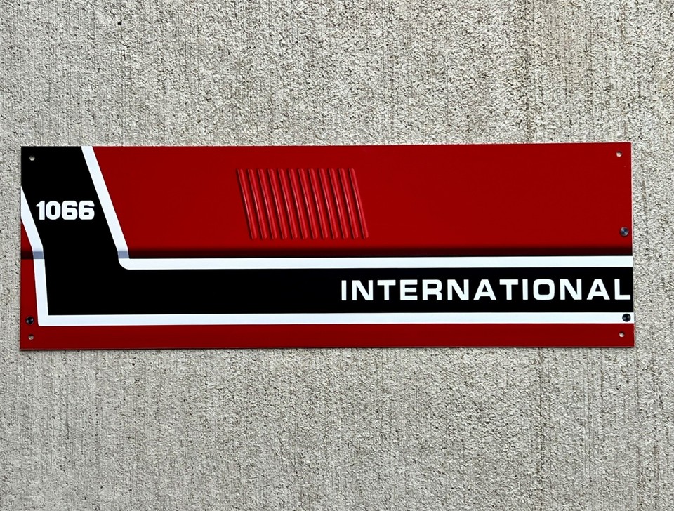 International Farmall tractors 1066 Black Stripe garage sign Farming ...
