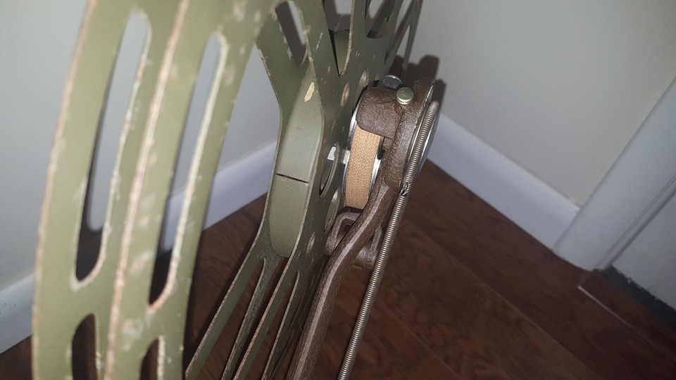 B&H Bell Howell 16mm Filmosound 185E Projector With One empty Reel ...