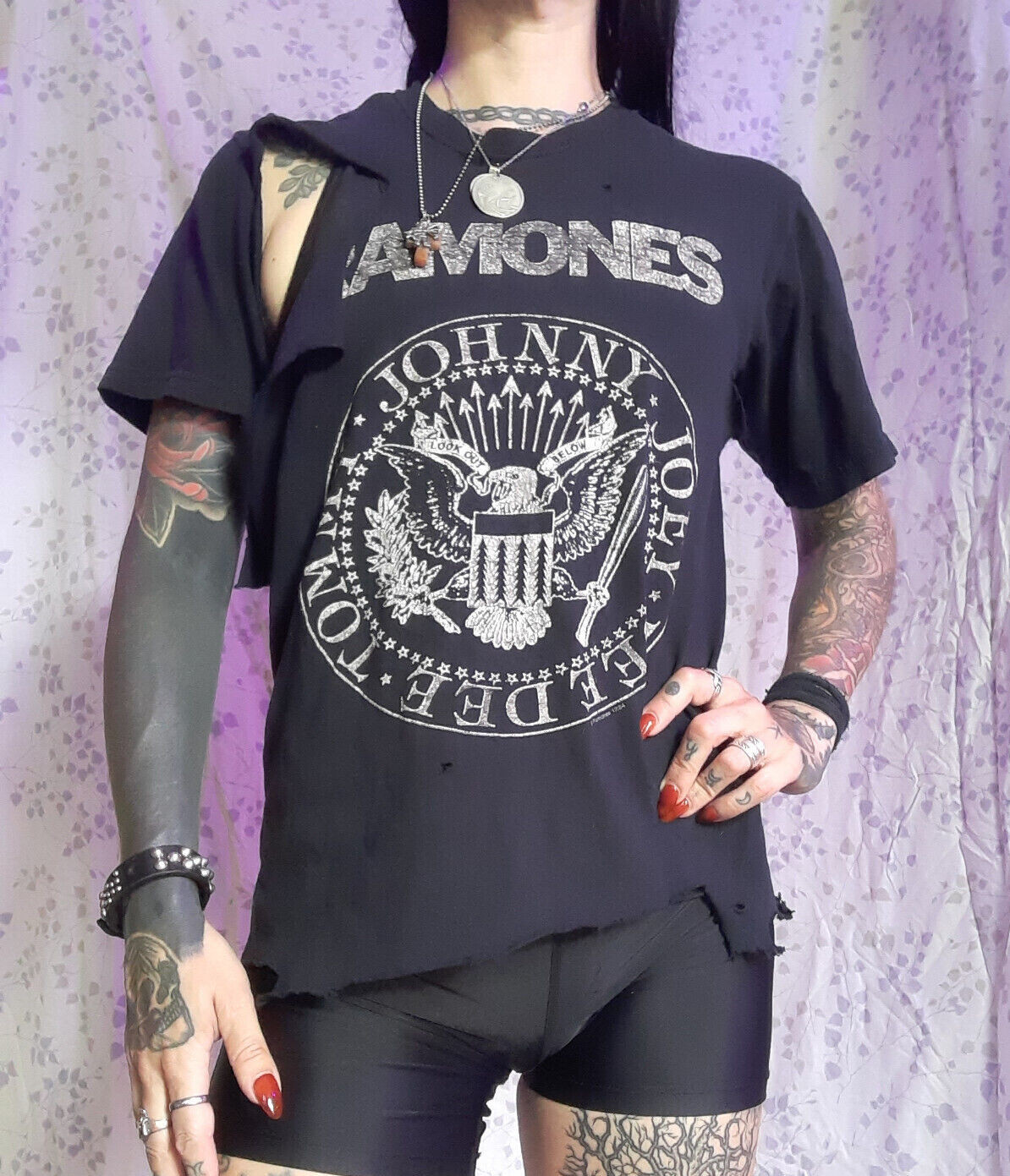 VINTAGE Early 2000's Ramones T-shirt Ripped Worn-in P… - Gem