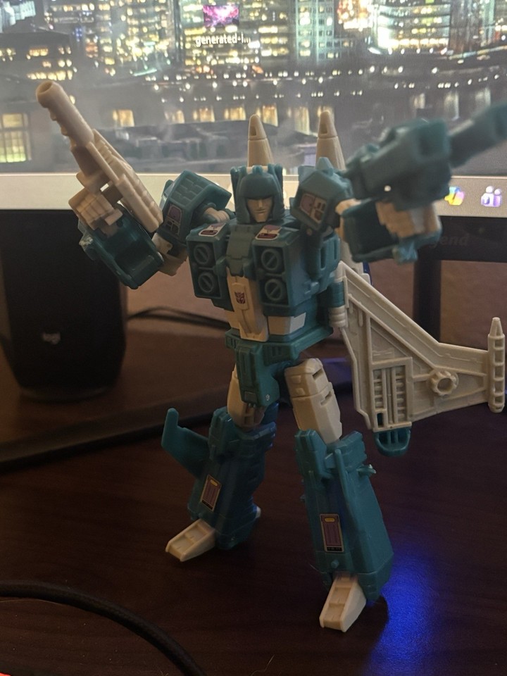 Slugslinger and Caliburst Deluxe Class | Transformers Generations ...